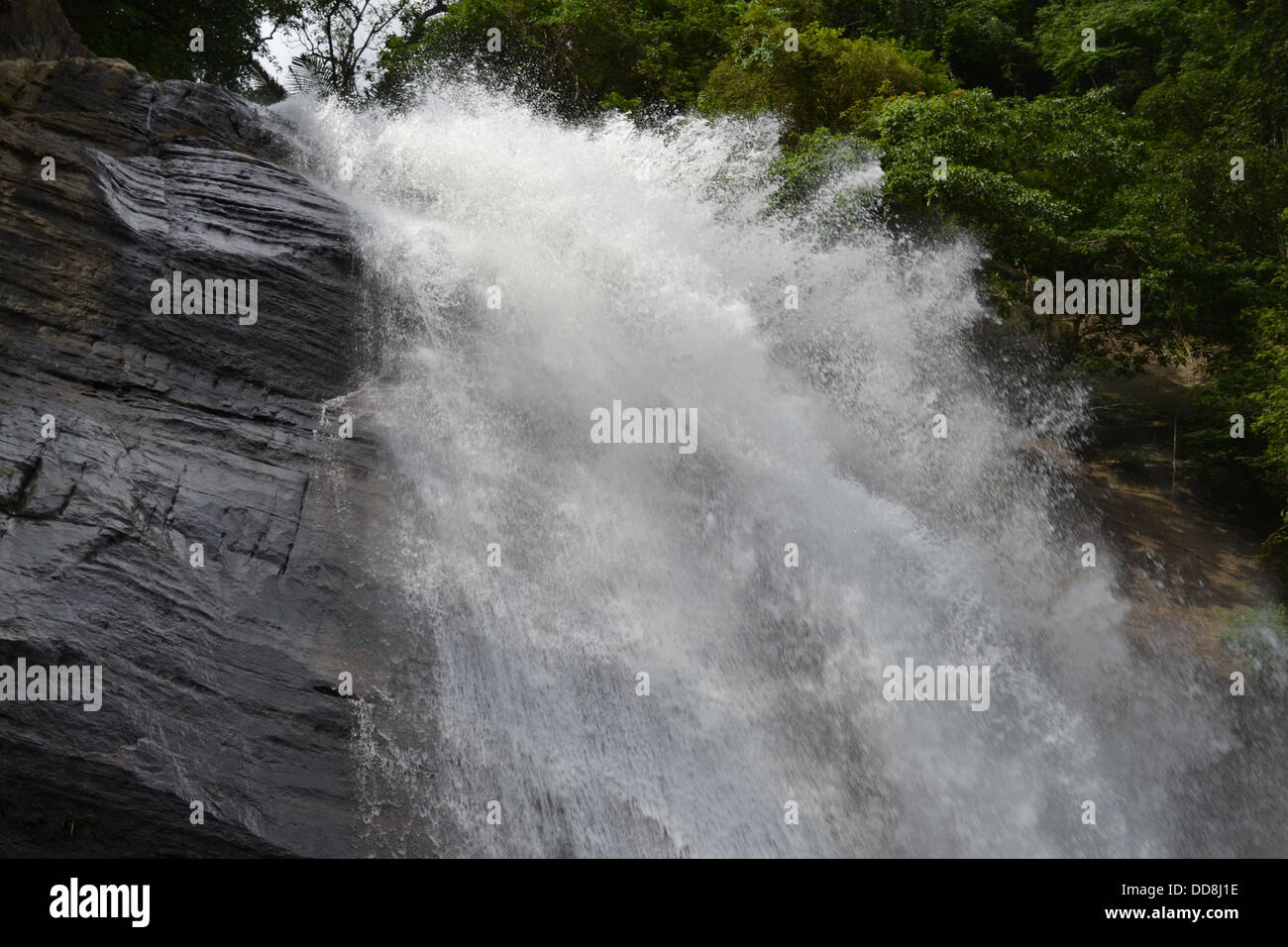 waterfall stream lake water droplets of water Stock Photo - Alamy