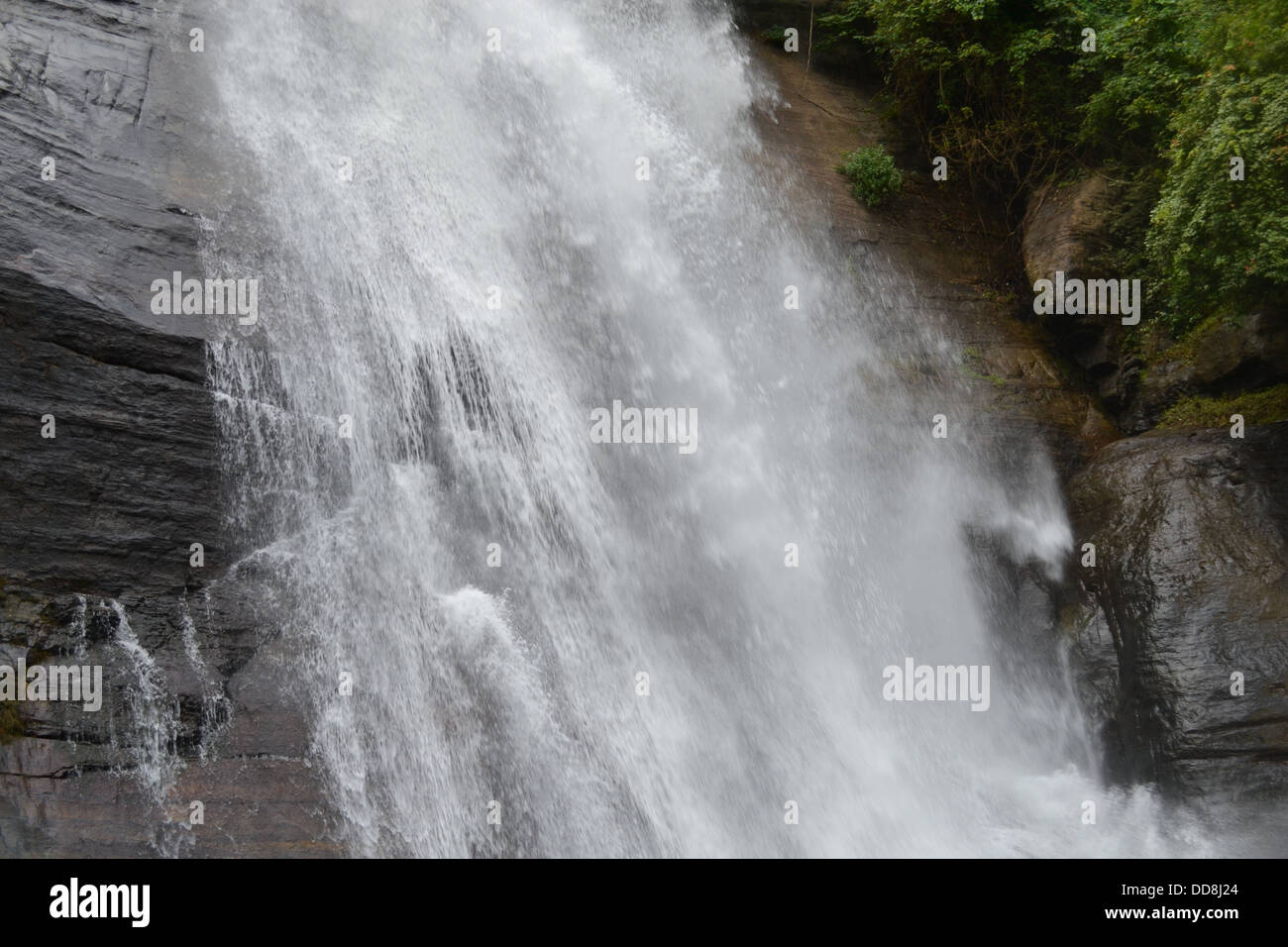 waterfall stream lake water droplets of water Stock Photo - Alamy