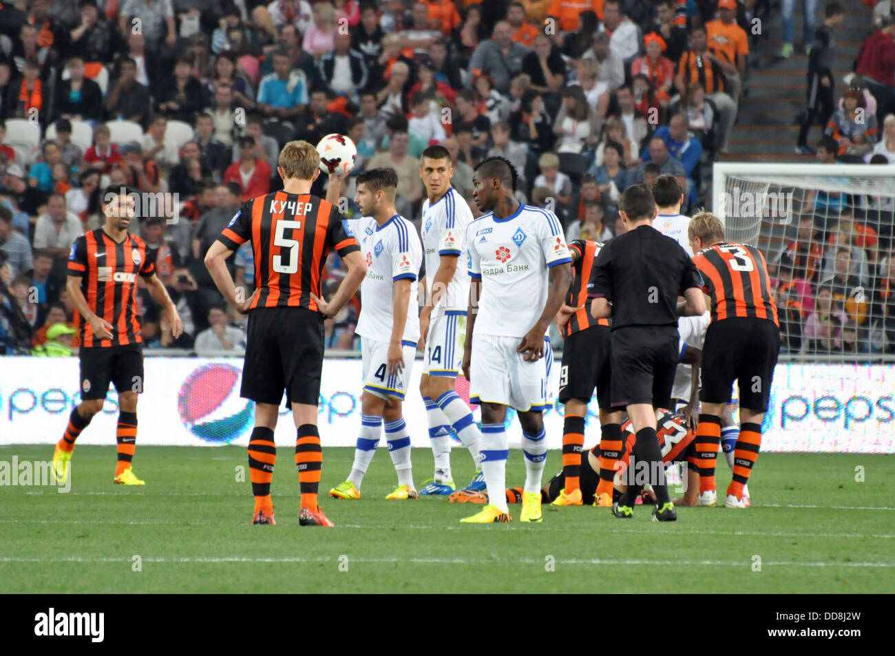 Players of two teams Stock Photo - Alamy