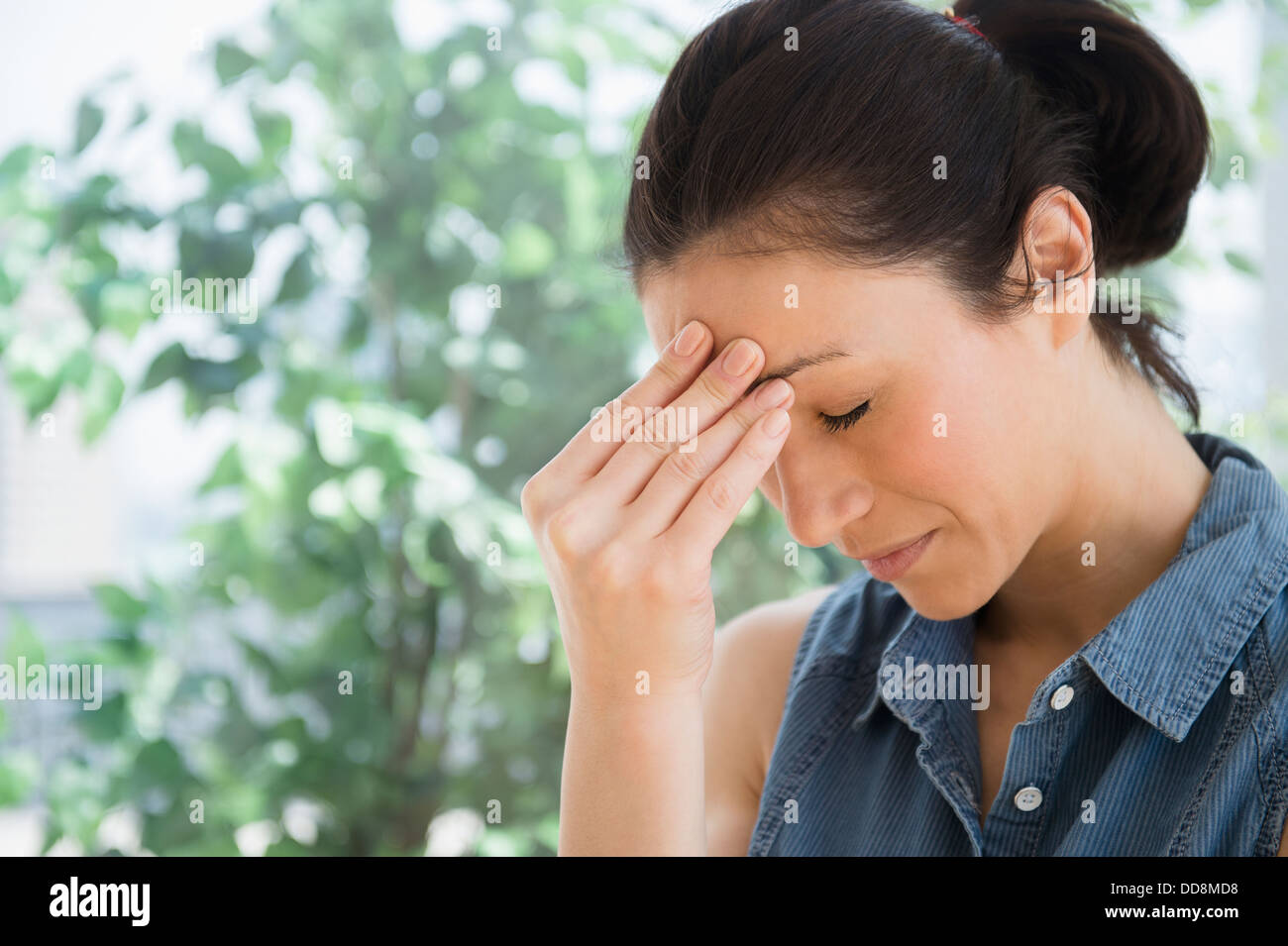 Woman rubbing hands in front hi-res stock photography and images - Alamy