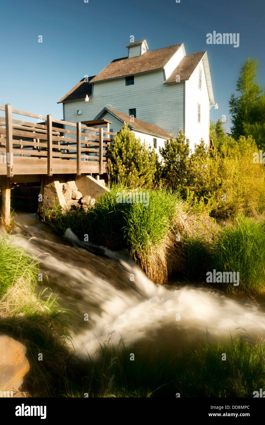 USA, Washington, Thorp. the Historic Thorp Mill dates back to the early ...