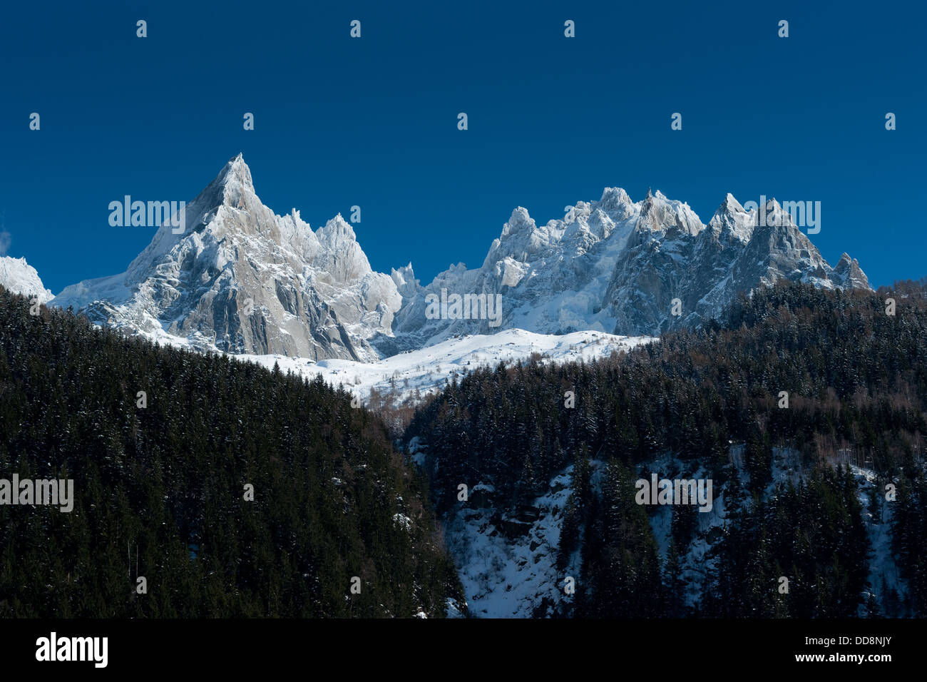 Aiguilles de chamonix hi-res stock photography and images - Alamy