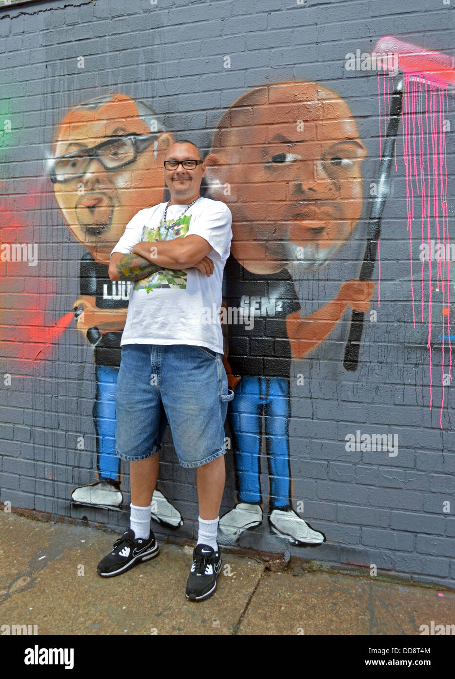 Street portrait artist nyc hi-res stock photography and images - Alamy