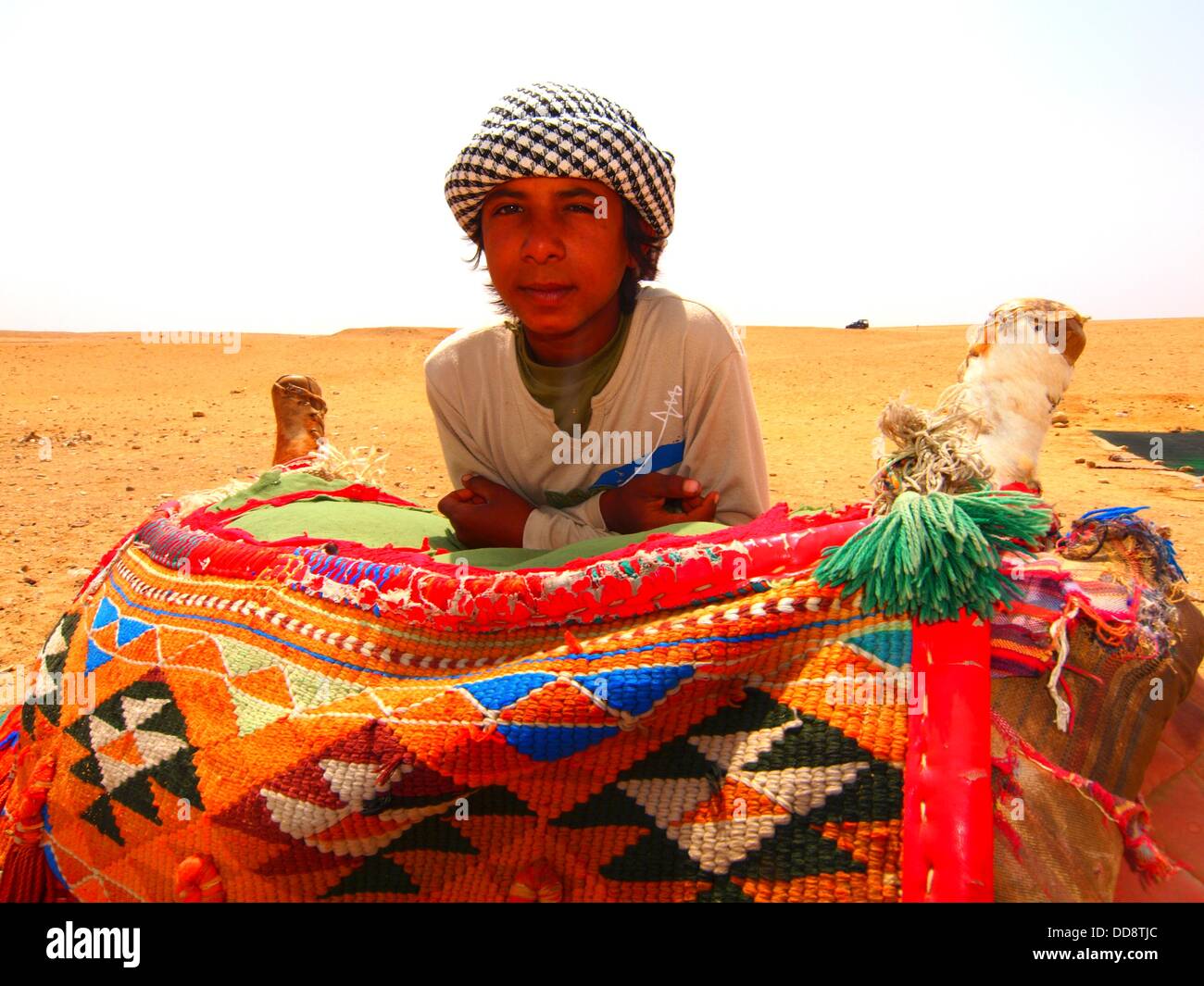 Boy pyramid egypt hi-res stock photography and images - Alamy