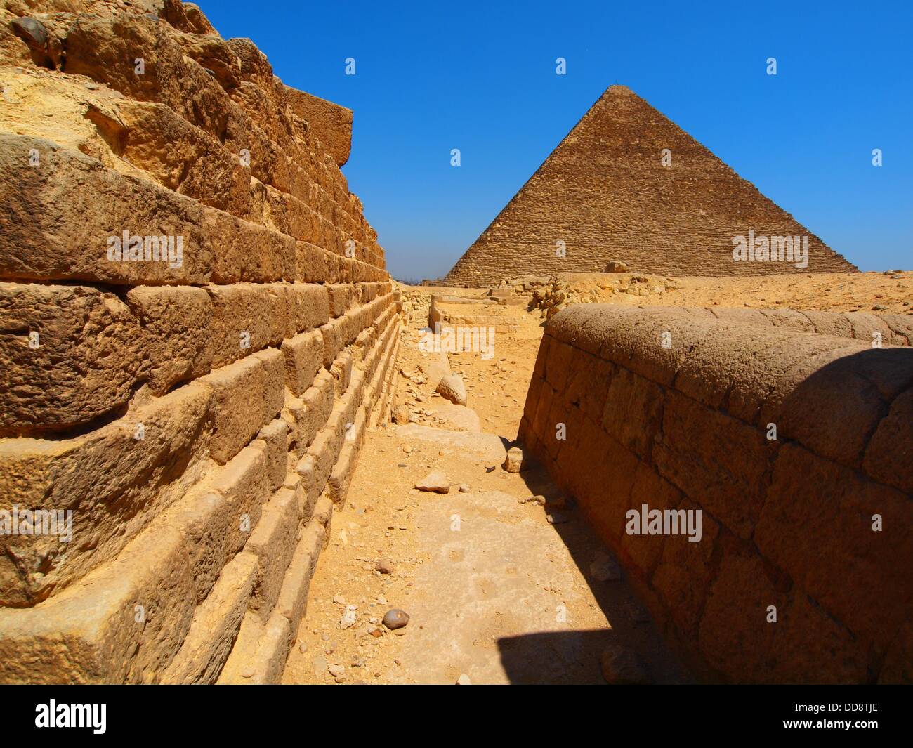 The pyramid of ghizeh hi-res stock photography and images - Alamy