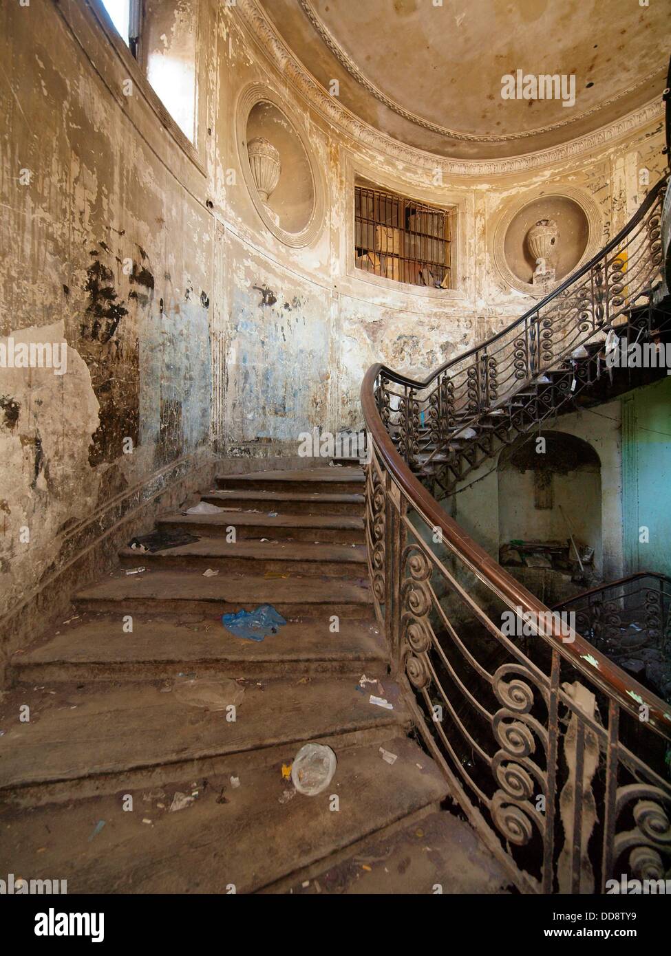 Ataba Square High Resolution Stock Photography and Images - Alamy