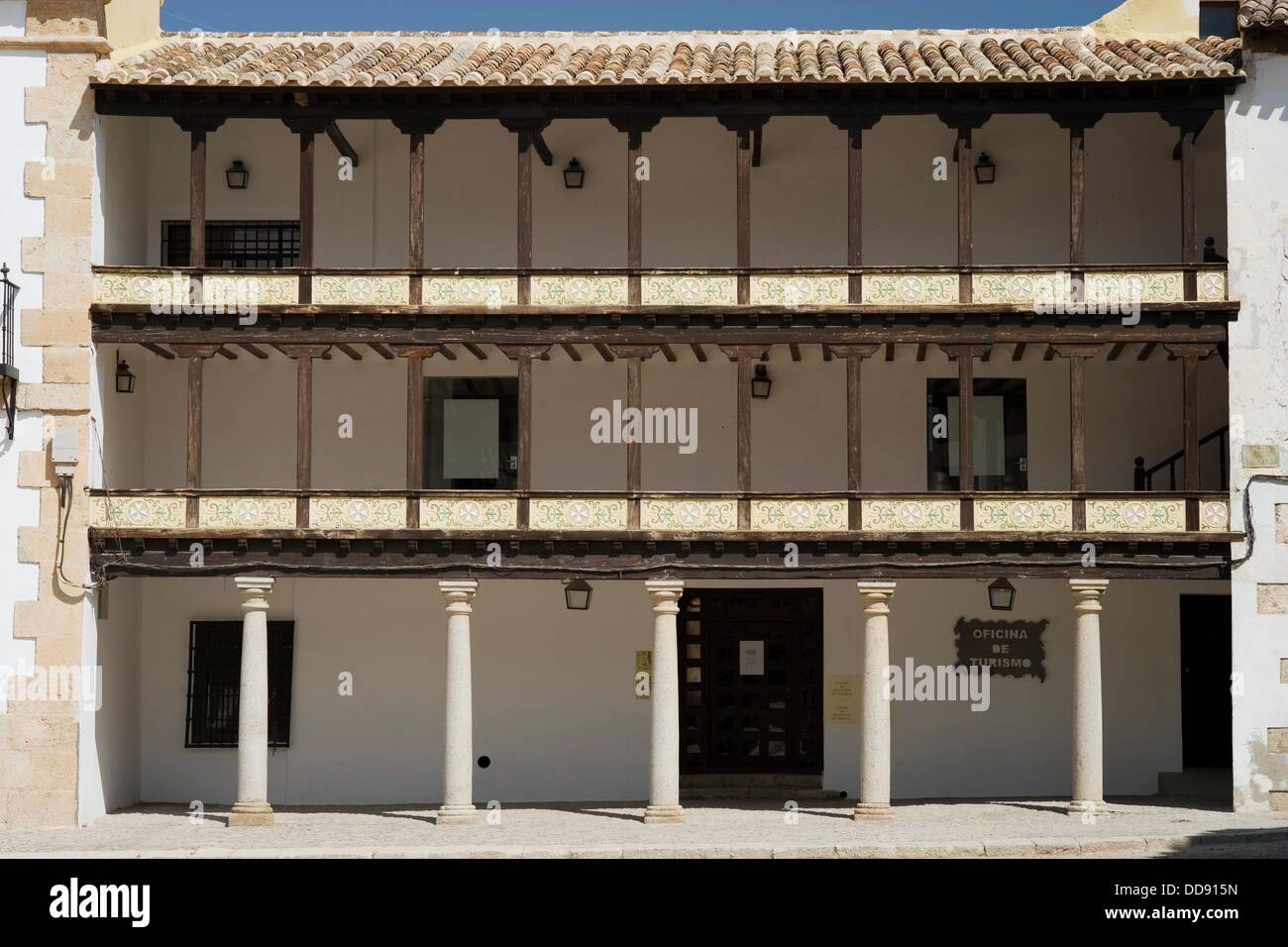 Main Square, Tembleque, Toledo Province, Castilla la Mancha, Spain ...