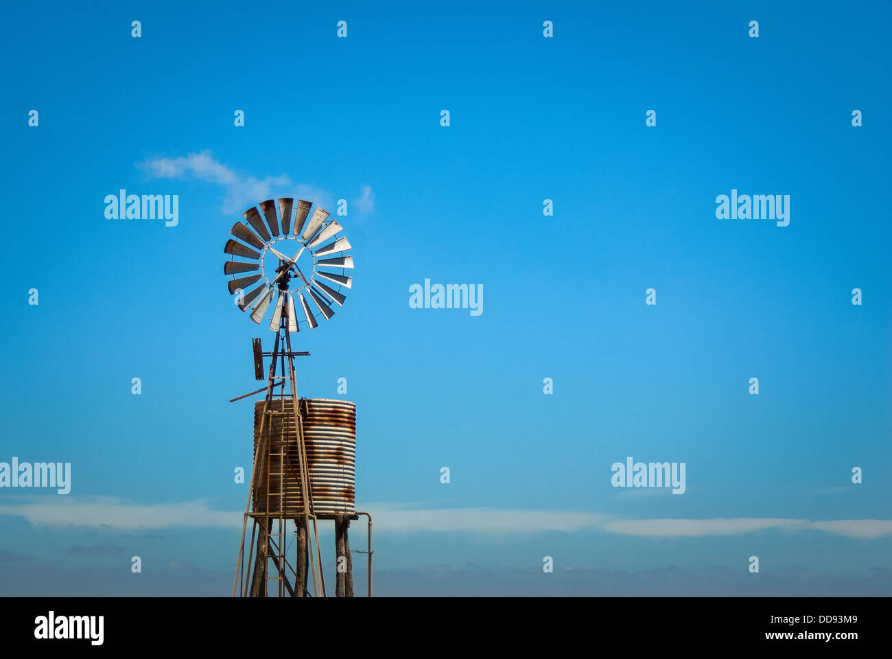 Rusting windmill hi-res stock photography and images - Alamy