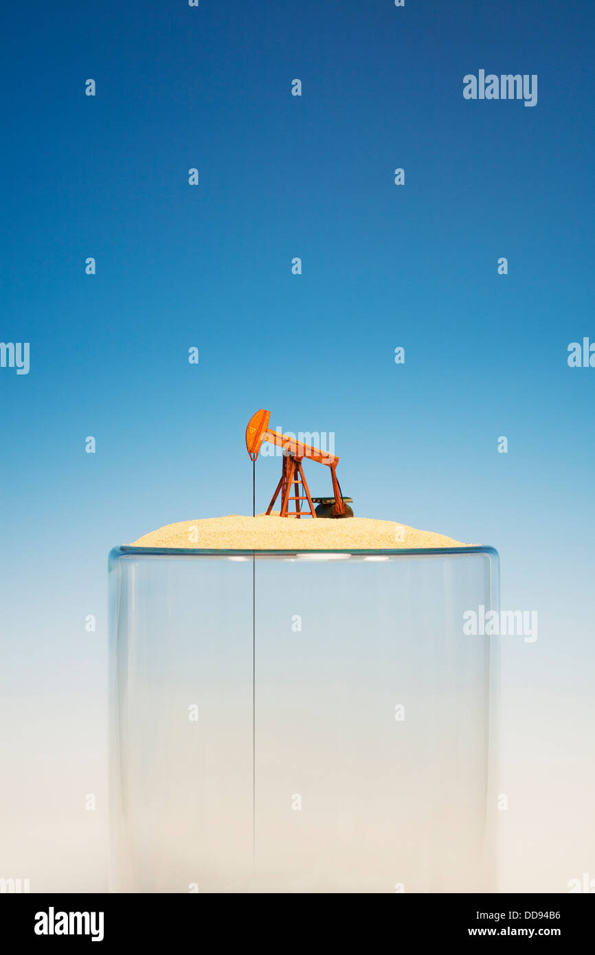 Pump apparatus hi-res stock photography and images - Alamy