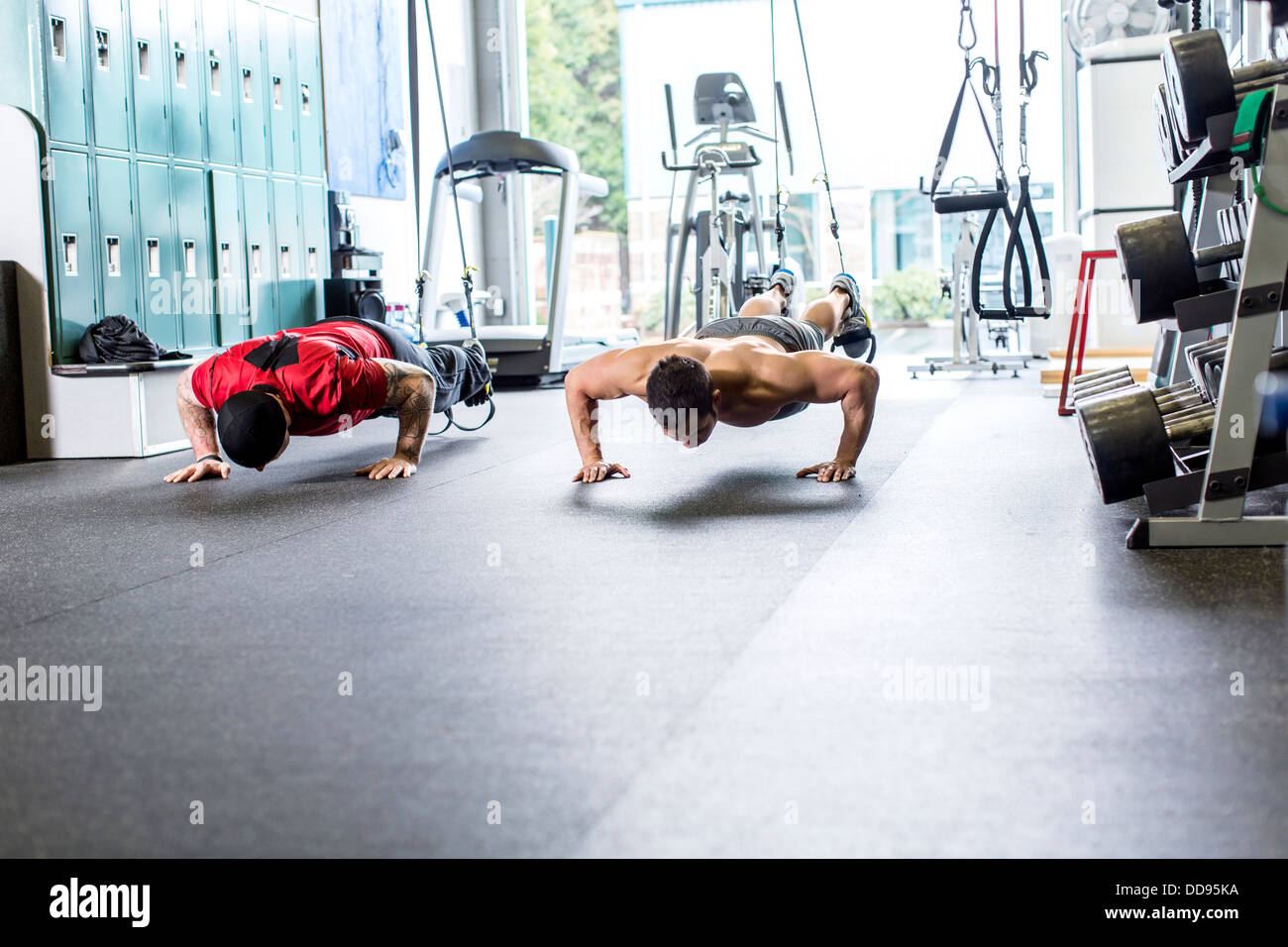 Pacific Islander man working out in gym Stock Photo - Alamy