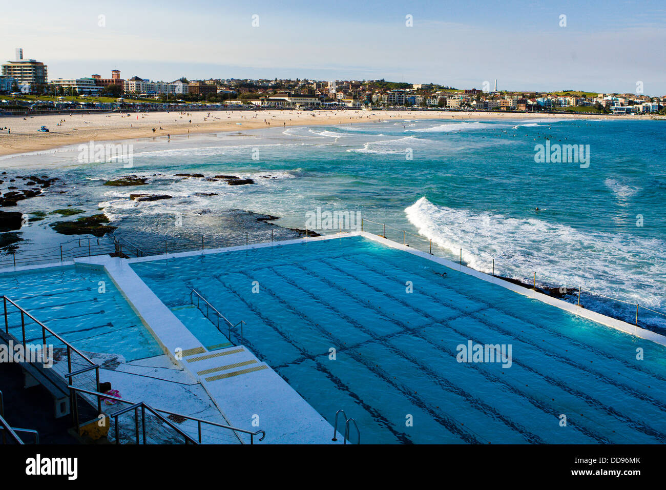 Bondi icebergs sea pool hi-res stock photography and images - Alamy