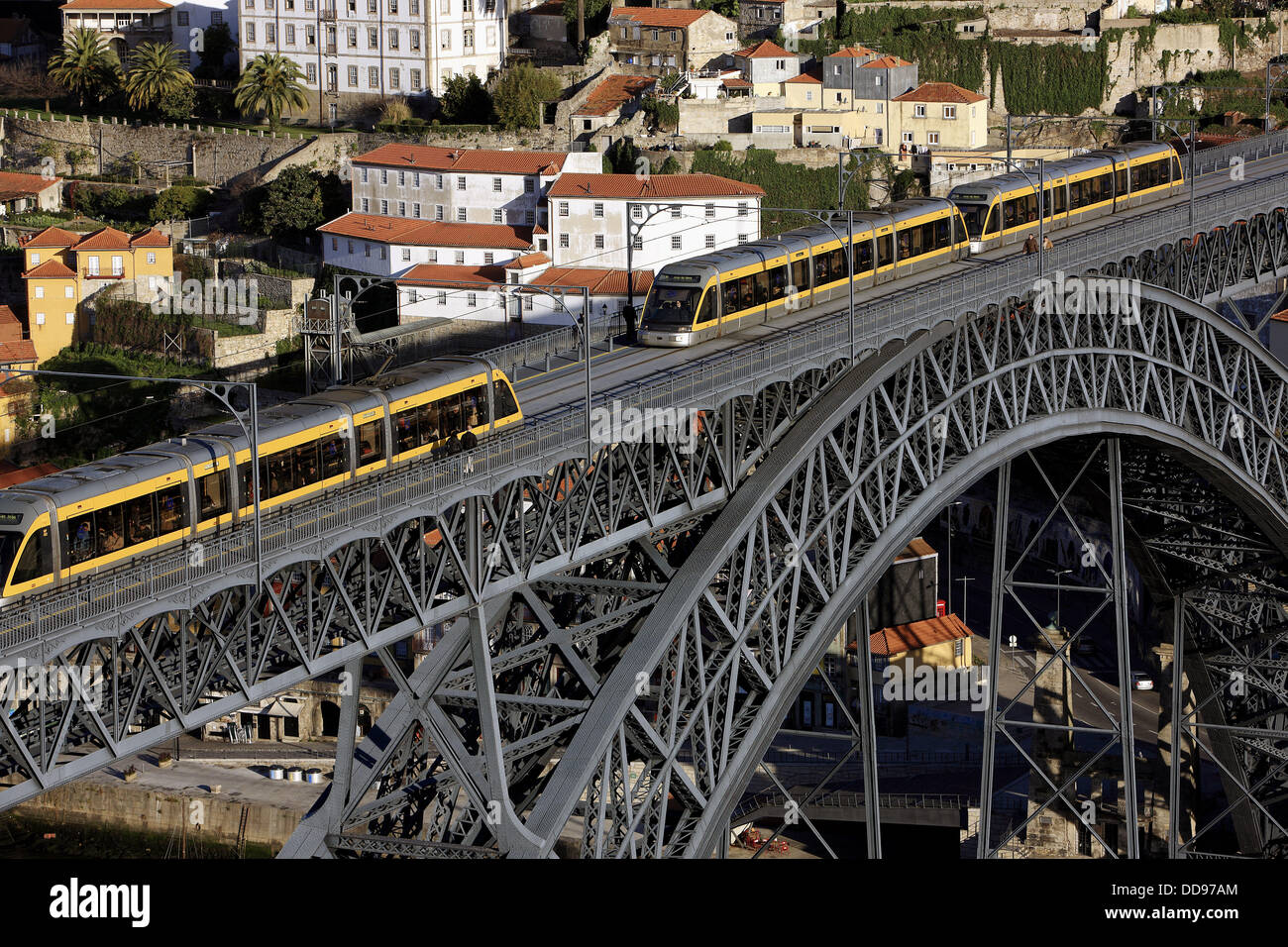 Metro rail crossing hi-res stock photography and images - Alamy