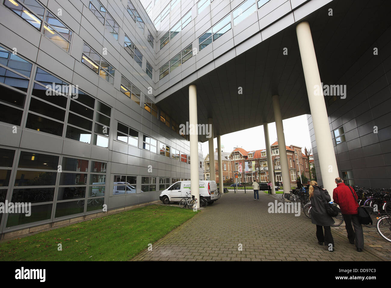 Hague convention building hi-res stock photography and images - Alamy