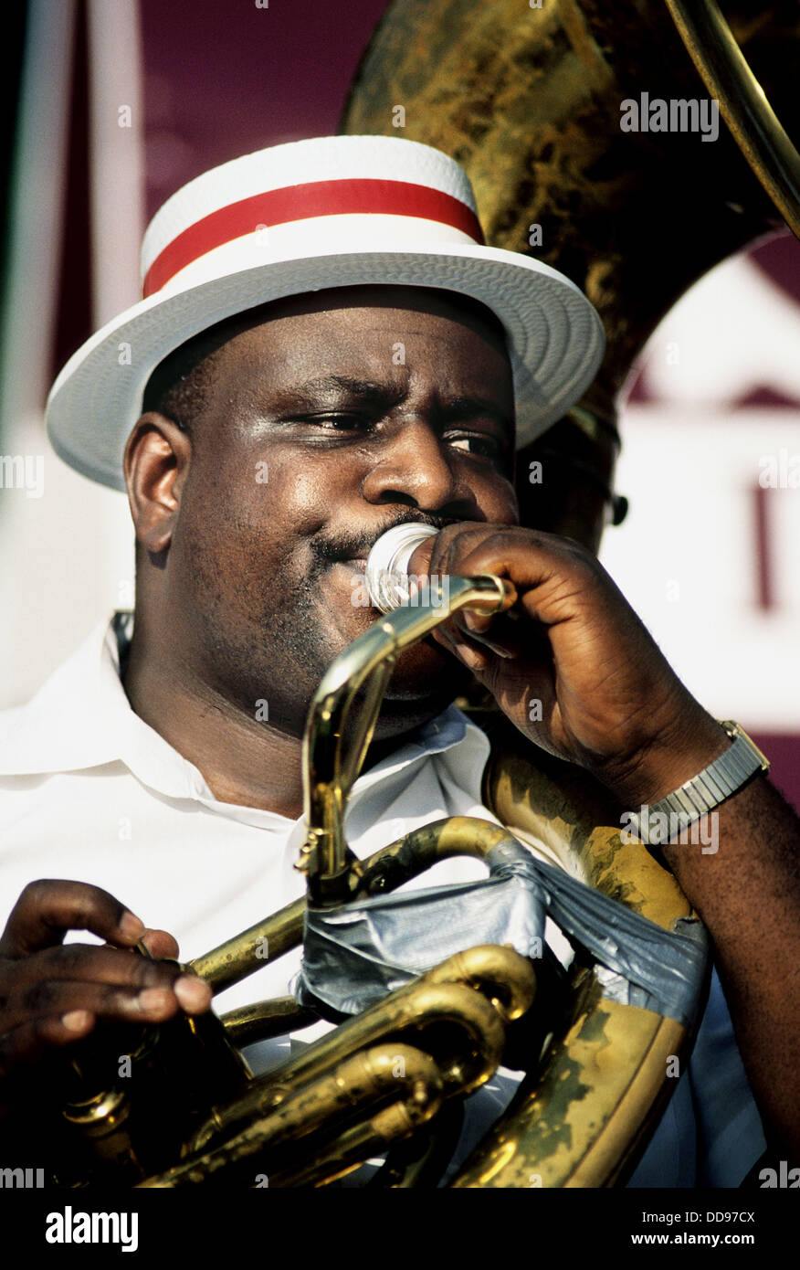 Man playing tuba player hi-res stock photography and images - Alamy