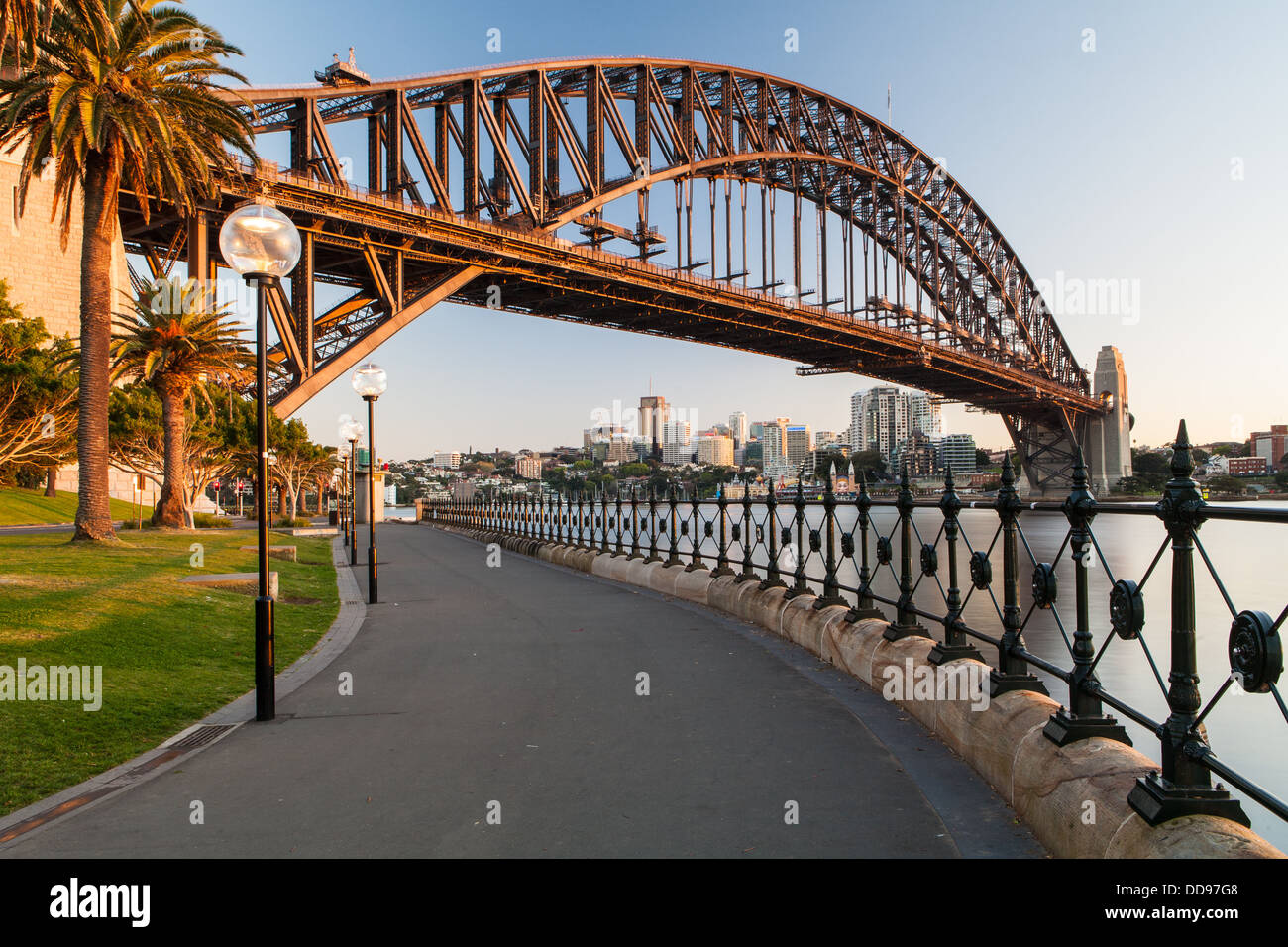 Sydney cityscape spring hi-res stock photography and images - Alamy