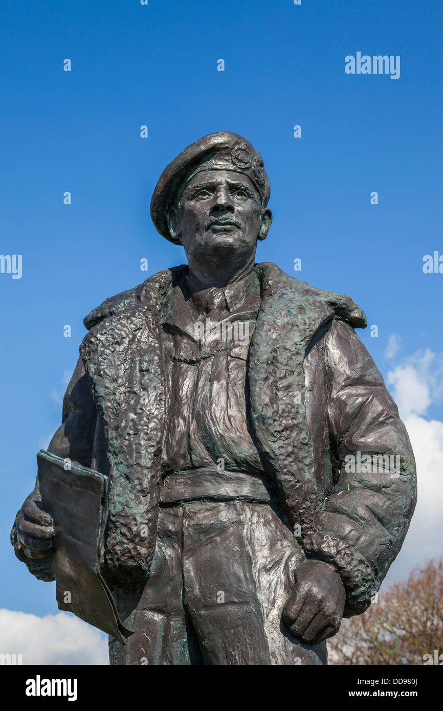 Field marshall montgomery d day hi-res stock photography and images - Alamy