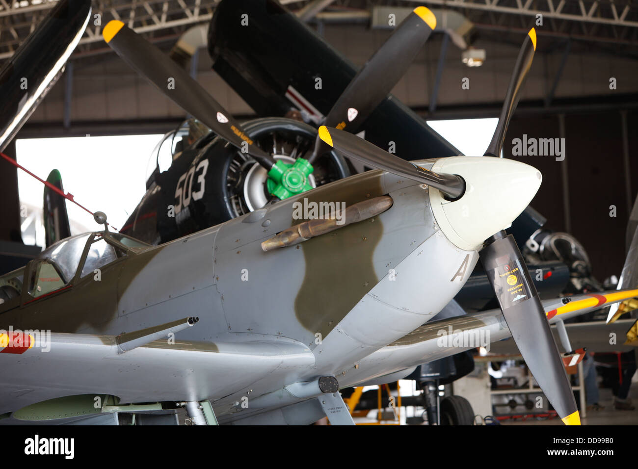 Ww2 aircraft hangar hi-res stock photography and images - Alamy