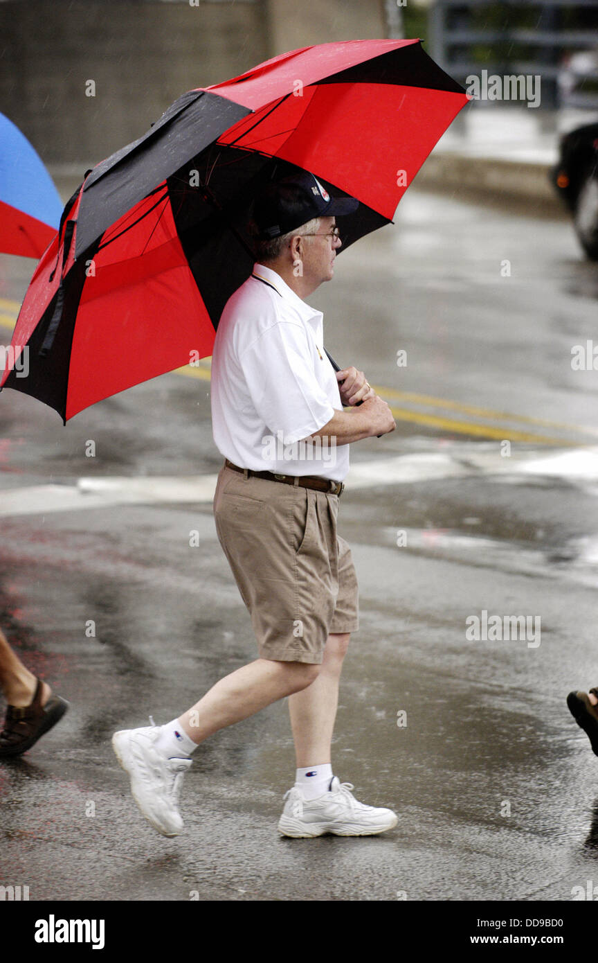 Contemporary man in storm hi-res stock photography and images - Alamy