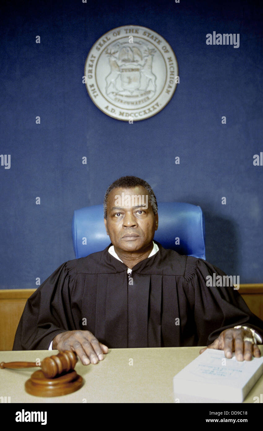 Black ethnic judge hi-res stock photography and images - Alamy