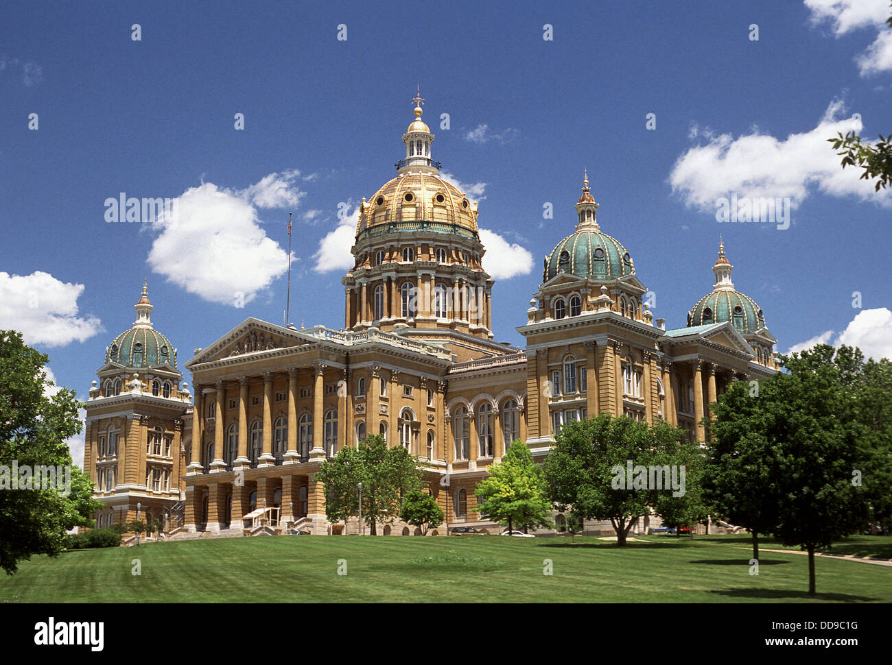 State capitol building iowa hi-res stock photography and images - Alamy