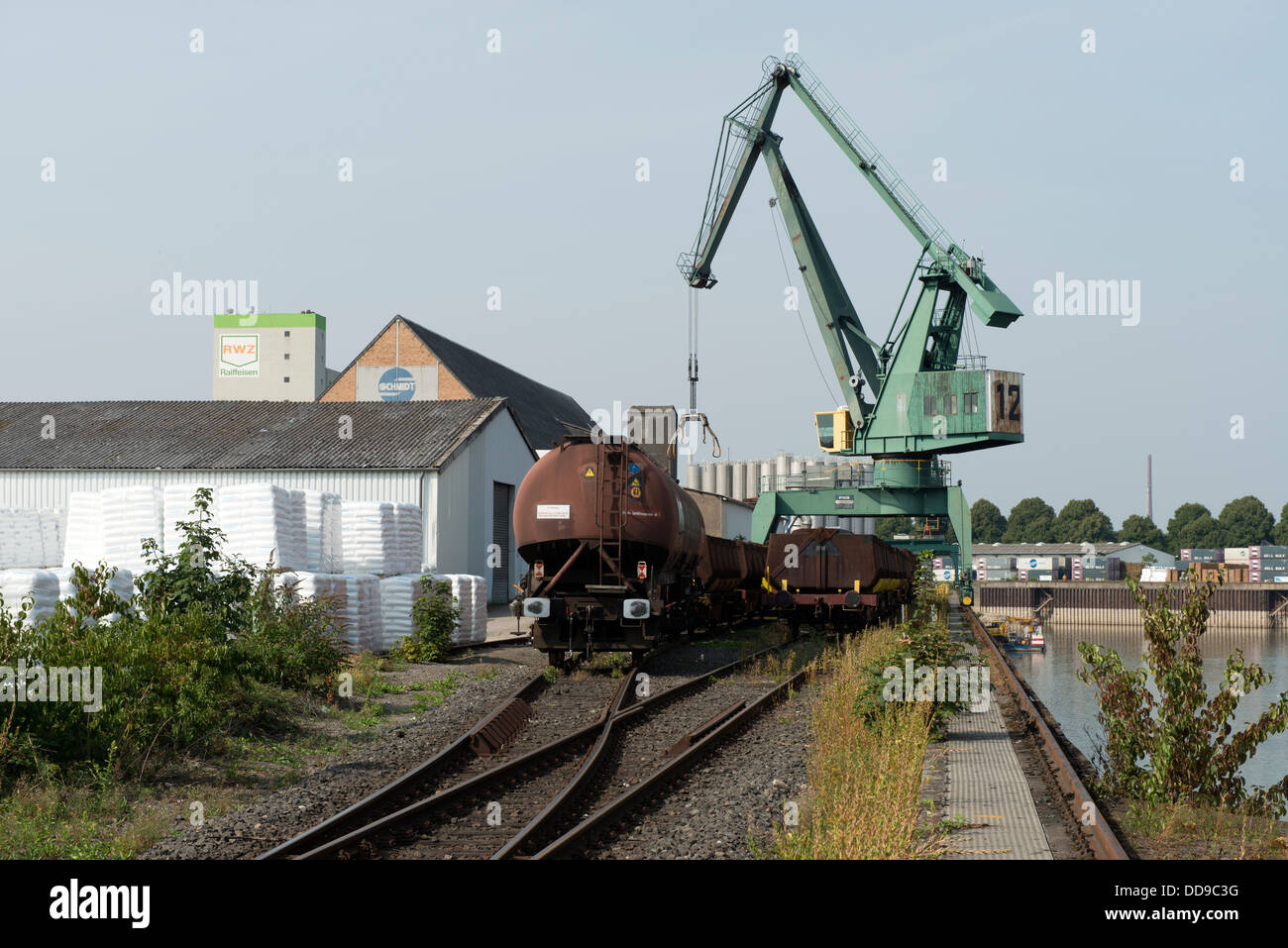 German dock hi-res stock photography and images - Alamy