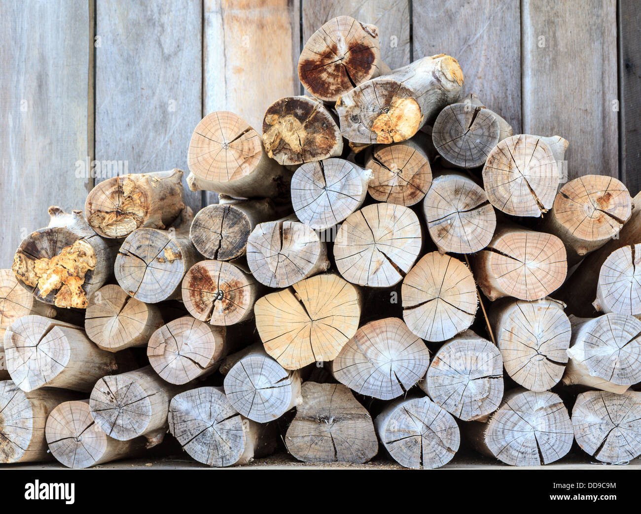 stack of timber wooden background Stock Photo - Alamy
