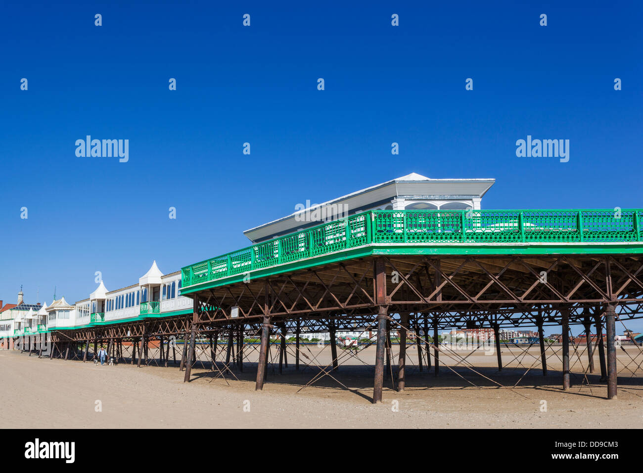 At St Annes Pier High Resolution Stock Photography and Images - Alamy