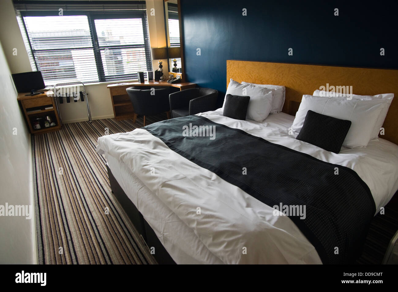English hotel interior hi-res stock photography and images - Alamy