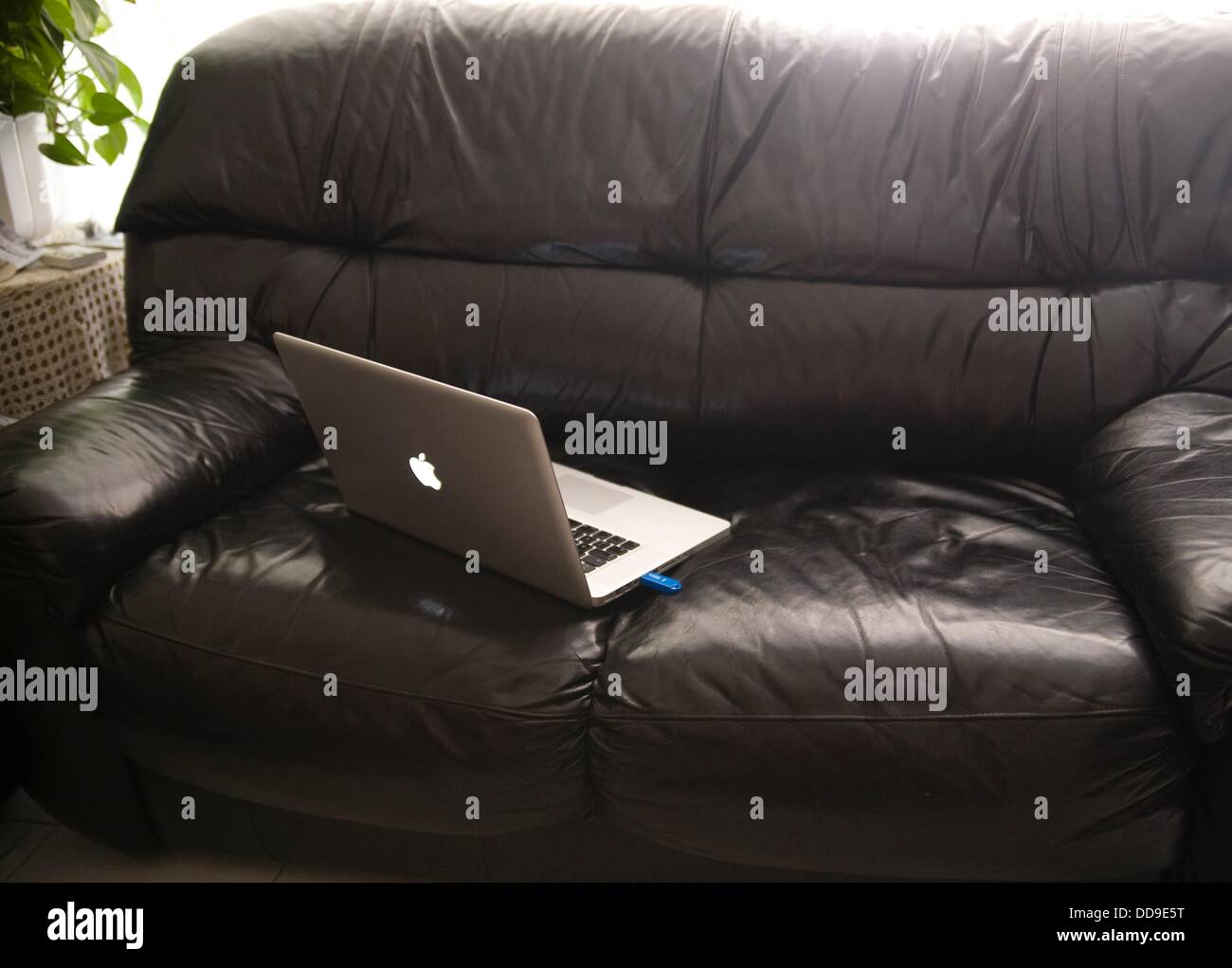 Computer in home Stock Photo - Alamy