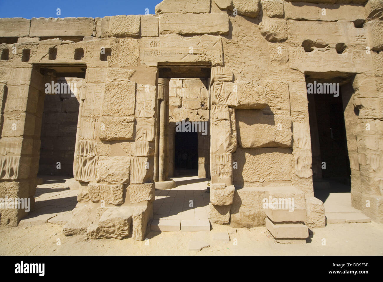 Ancient city of thebes hi-res stock photography and images - Alamy