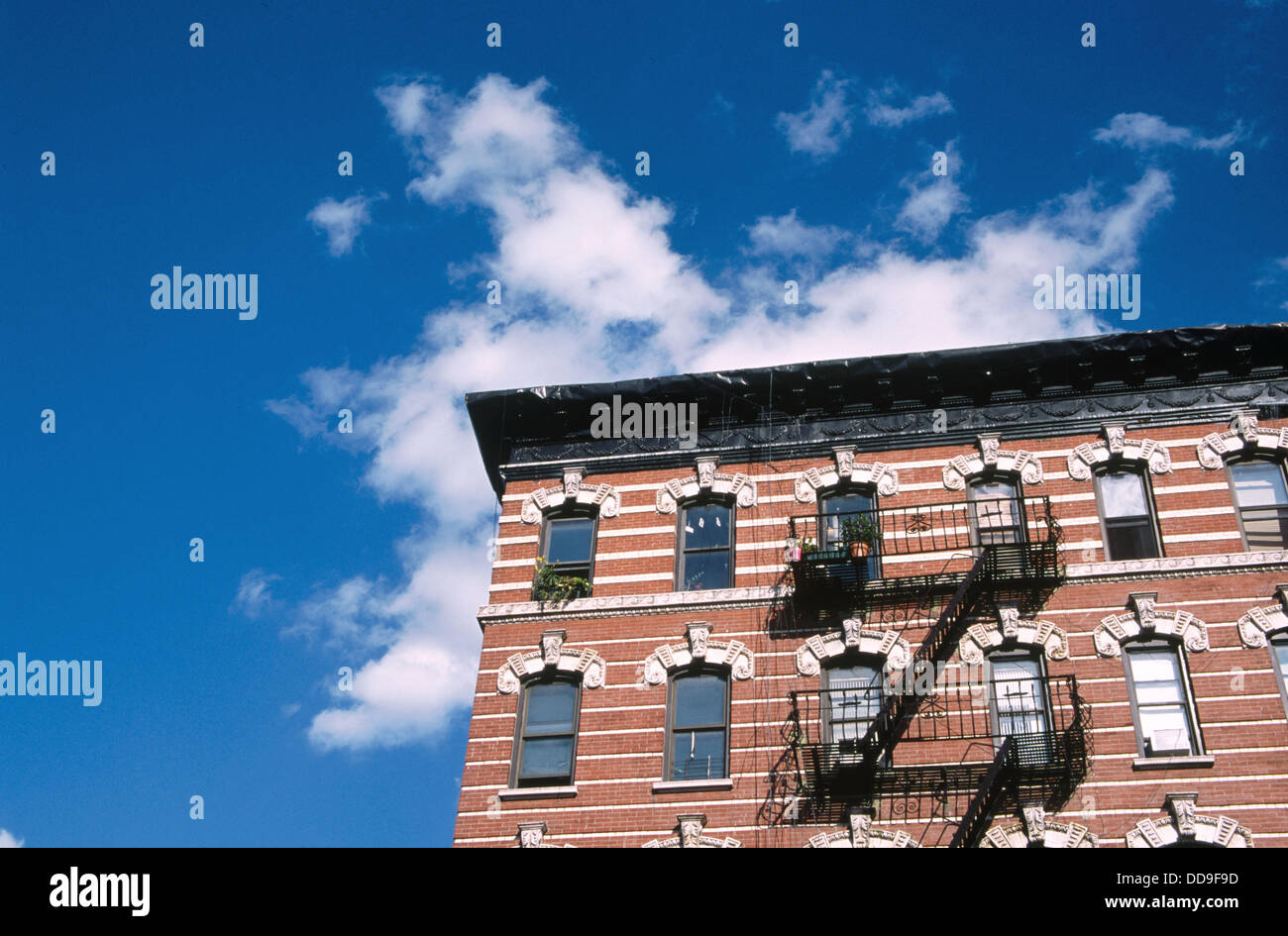 Tenement New York High Resolution Stock Photography and Images - Alamy