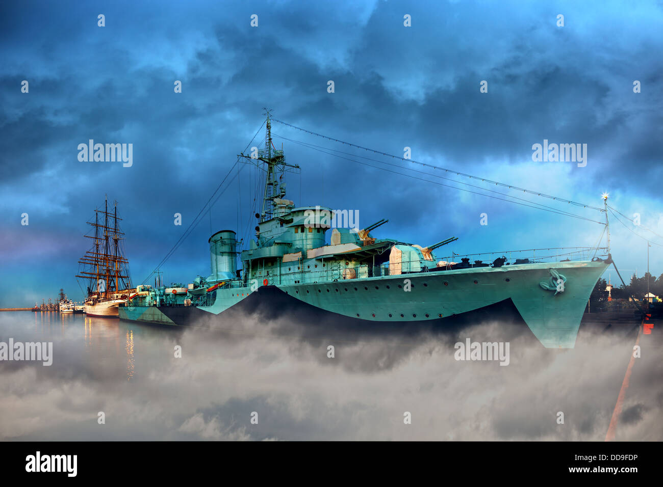 Us army port hi-res stock photography and images - Alamy