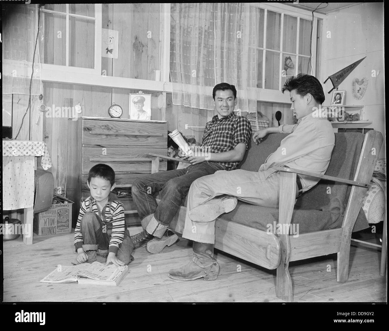 Arkansas chest of drawers built by fred hayarki le 538881 hi-res stock ...