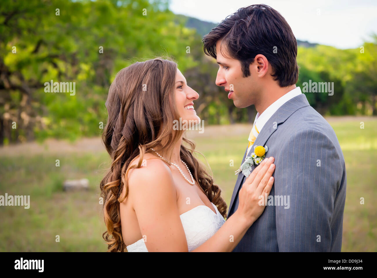 USA, Texas, Bride and groom at wedding ceremony Stock Photo - Alamy