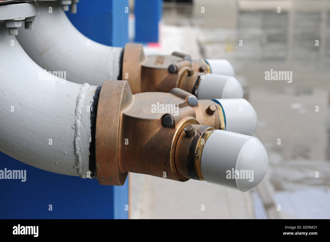 Fire hydrant system hi-res stock photography and images - Alamy