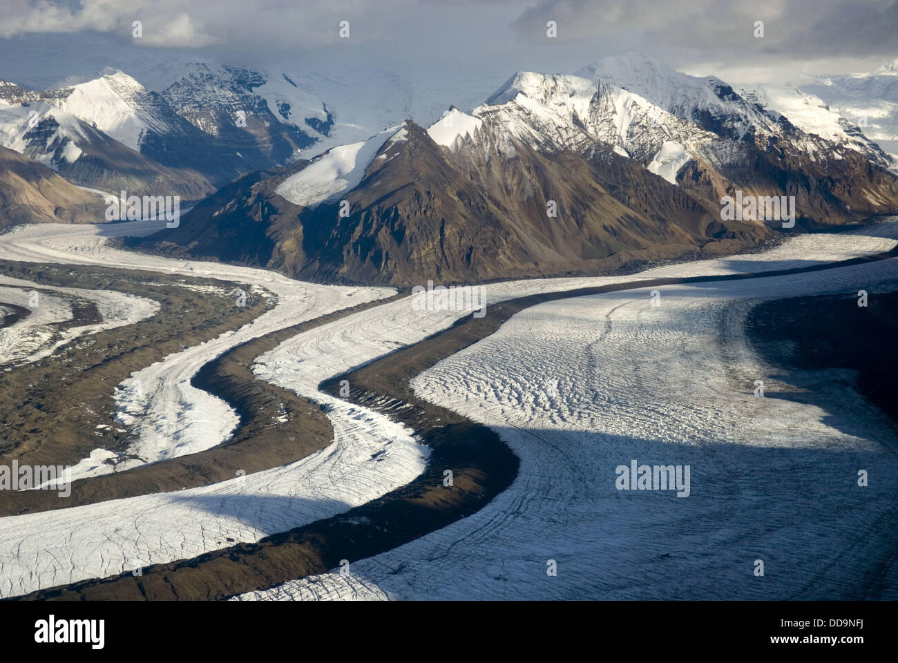 St elias range moraine hi-res stock photography and images - Alamy
