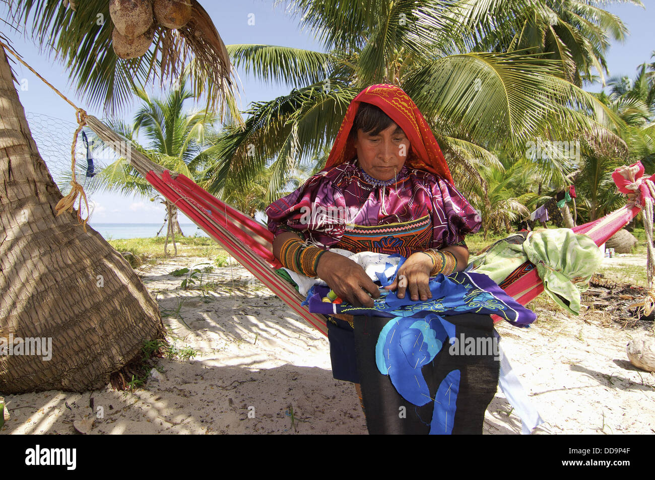Kunas panama hi-res stock photography and images - Alamy