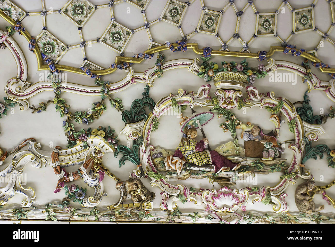 Madrid palace porcelain room hi-res stock photography and images - Alamy