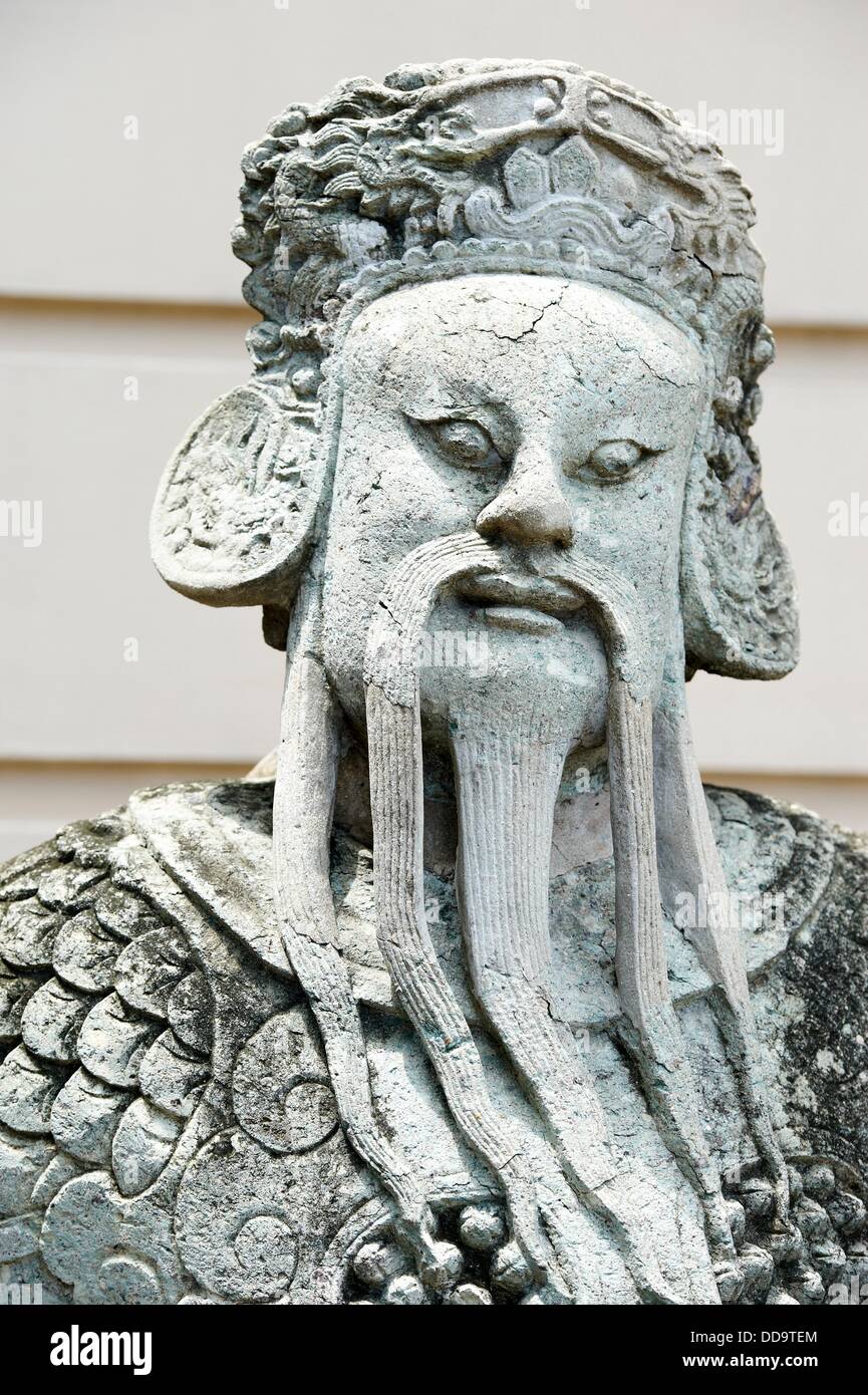 Chinese style protective god statue in the Grand Palace Bangkok ...