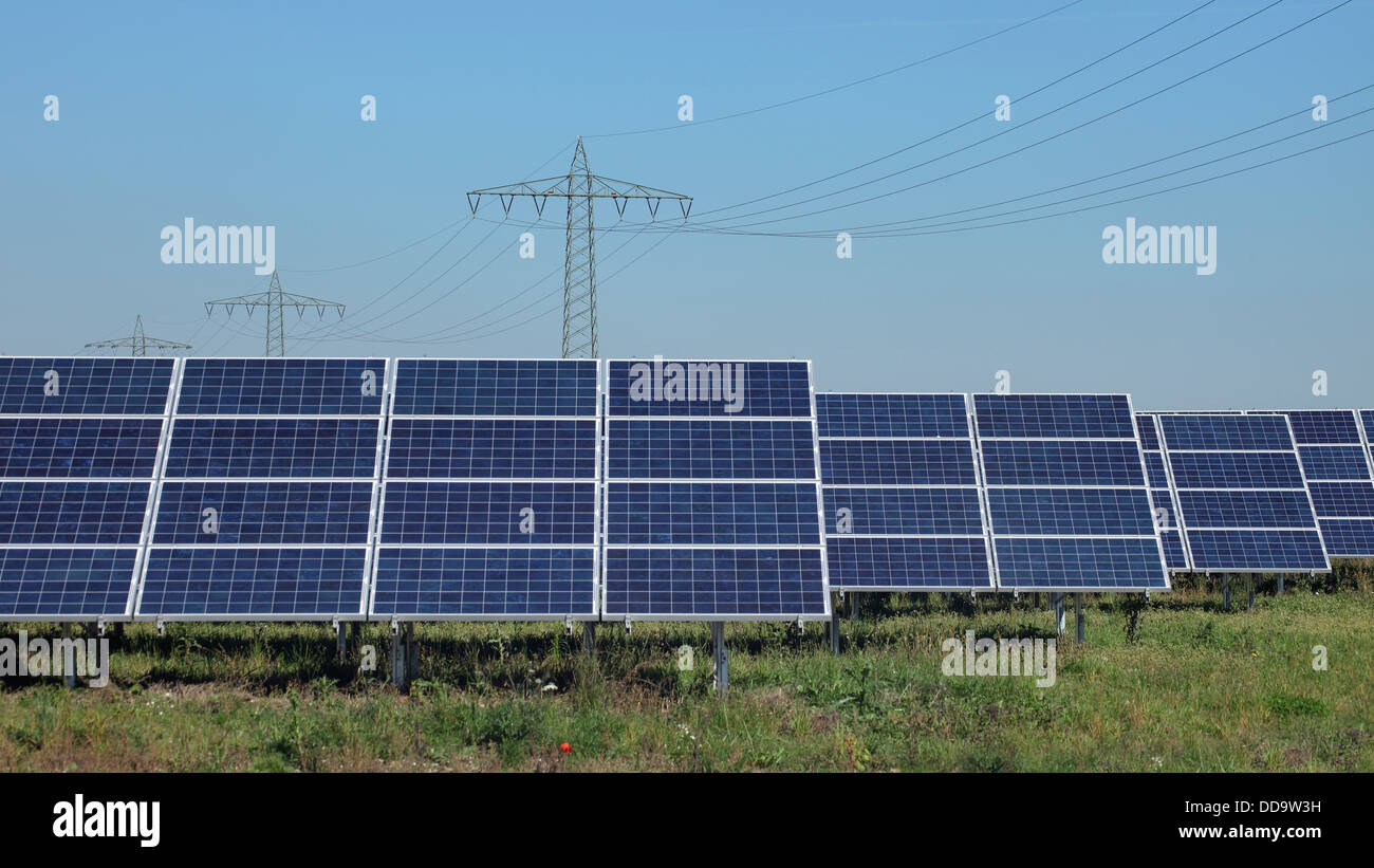 Solar pole hi-res stock photography and images - Alamy