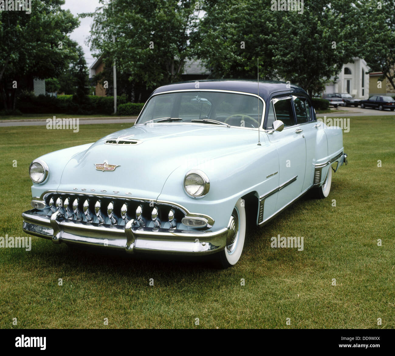 1953 blue vintage car hi-res stock photography and images - Alamy