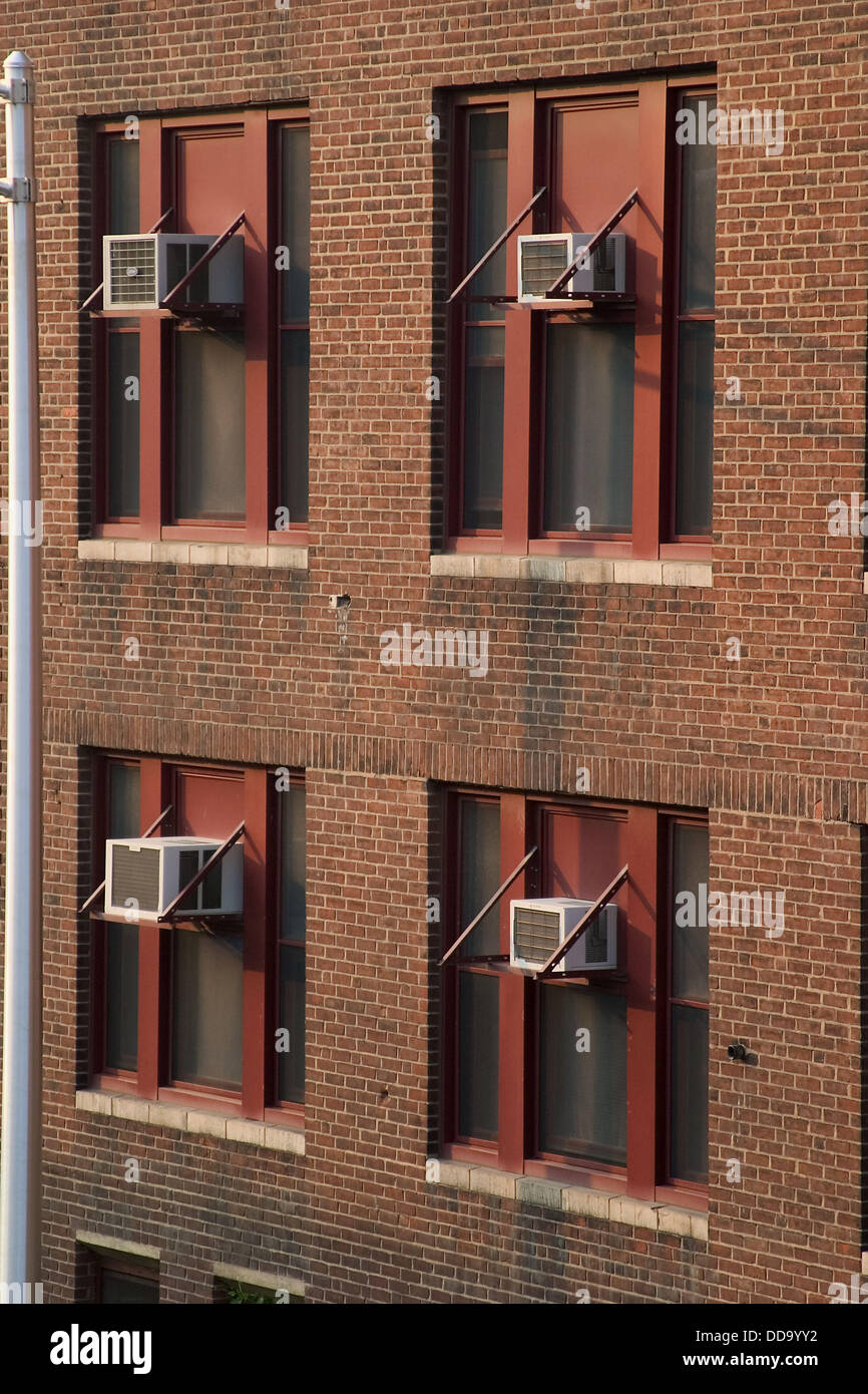Cooling windows hi-res stock photography and images - Alamy