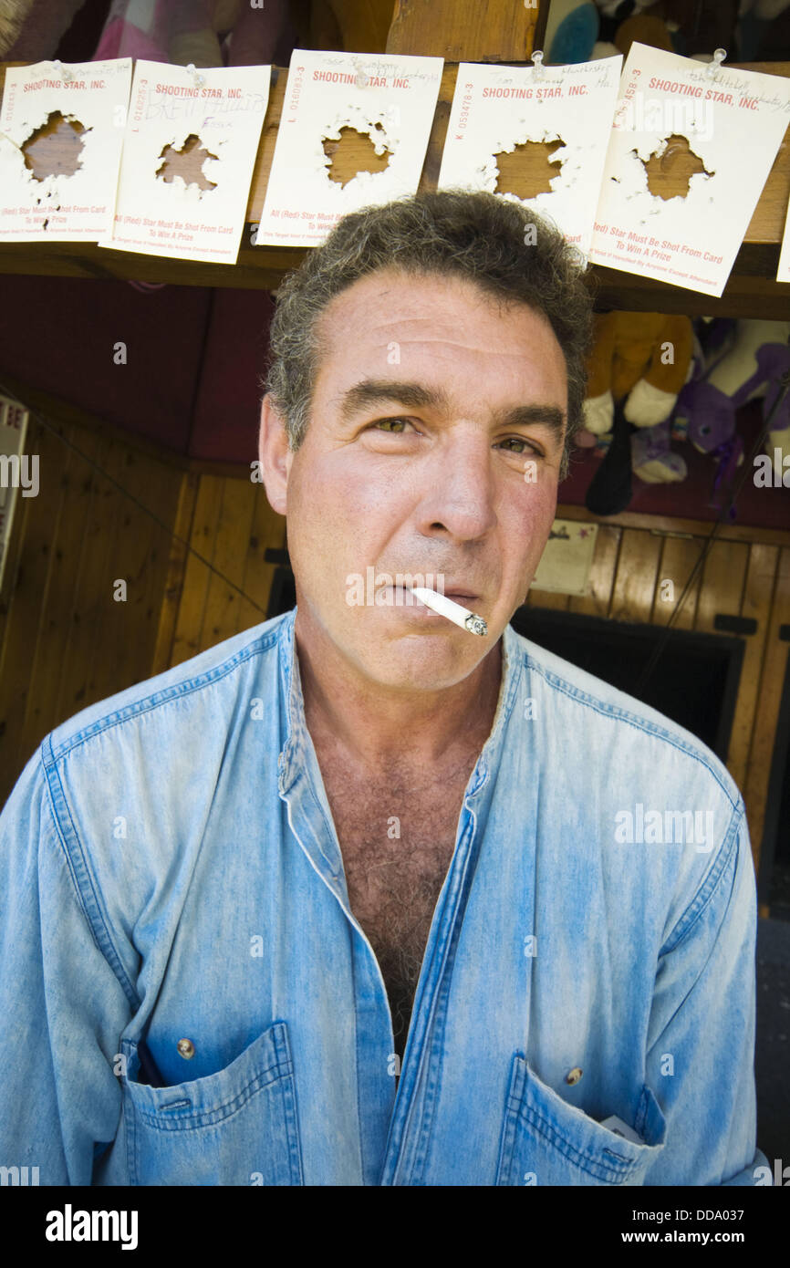 Man smoking a cigarette hi-res stock photography and images - Alamy