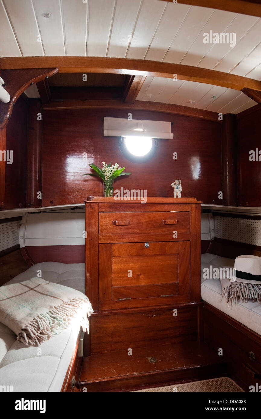 Berth cabin hi-res stock photography and images - Alamy