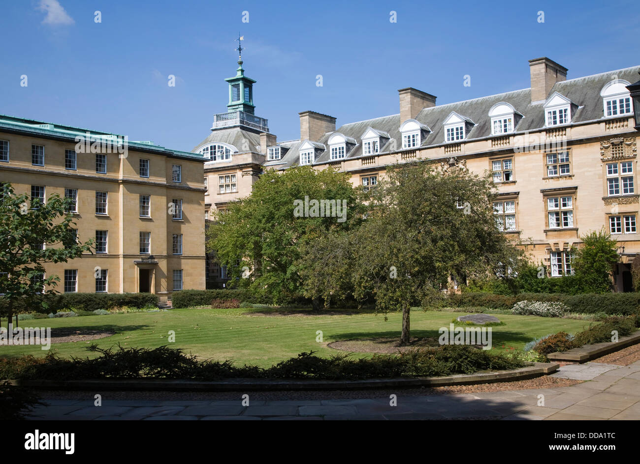 Christ college cambridge hi-res stock photography and images - Alamy