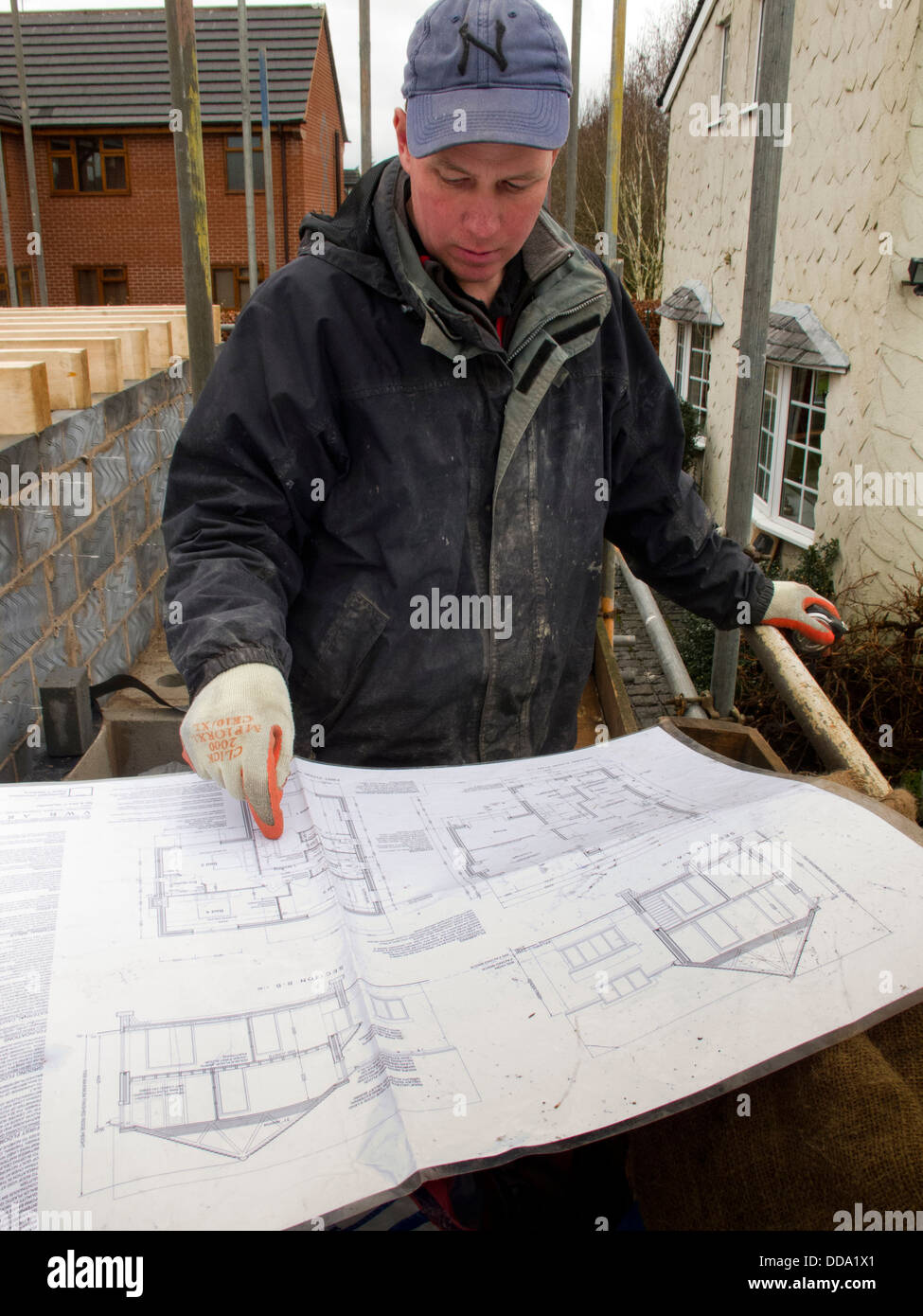 self building house, constructing houses, build to check construction ...