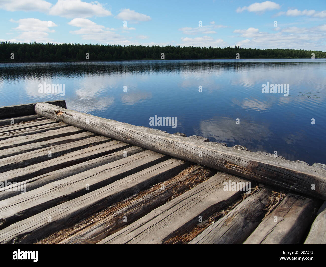 Mist pier on river hi-res stock photography and images - Alamy