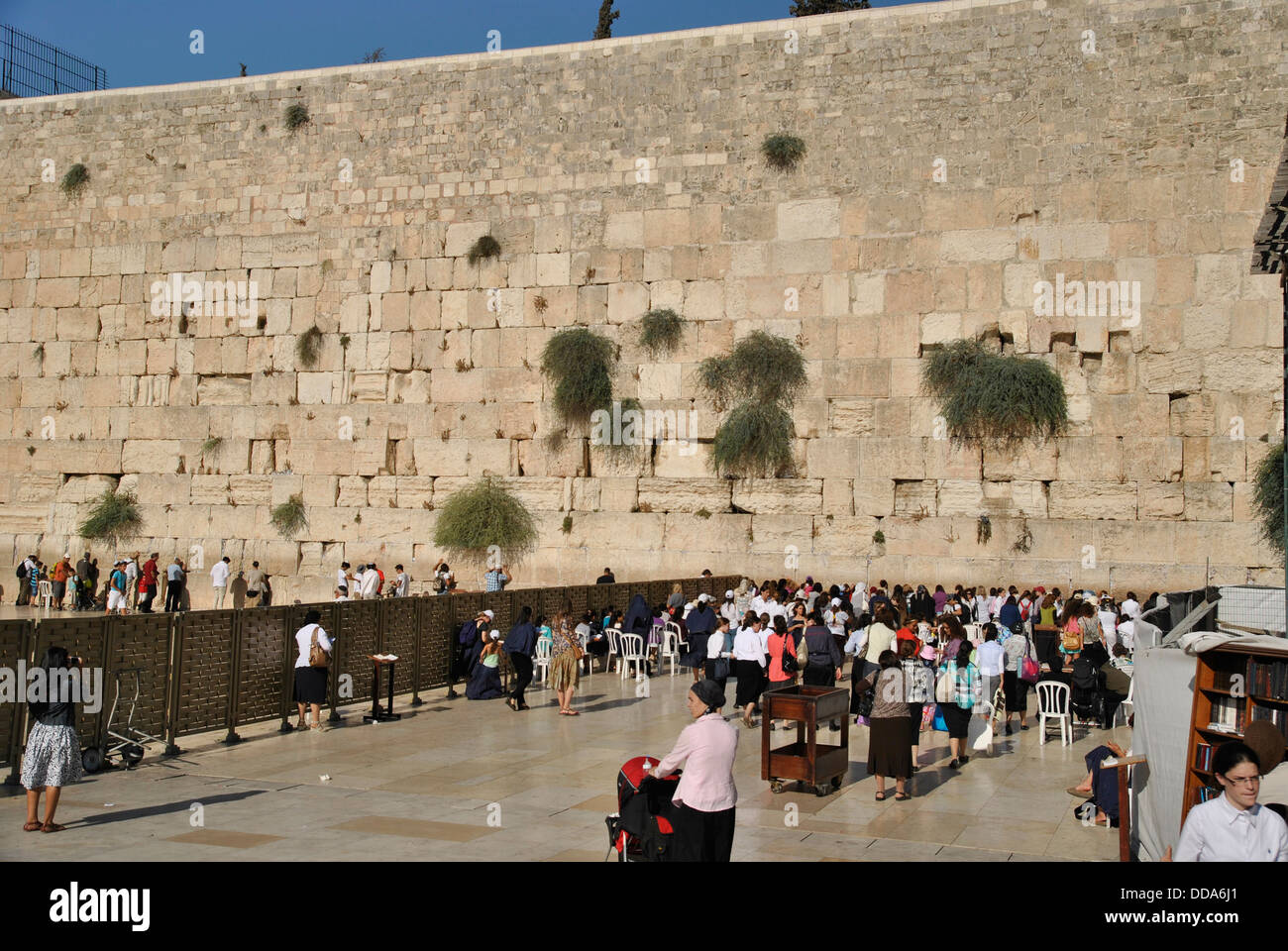 Praying people western wall in hi-res stock photography and images - Alamy