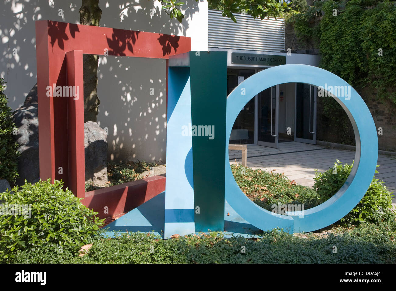 Sculpture near Yusuf Hamed Centre Christ's College University of ...
