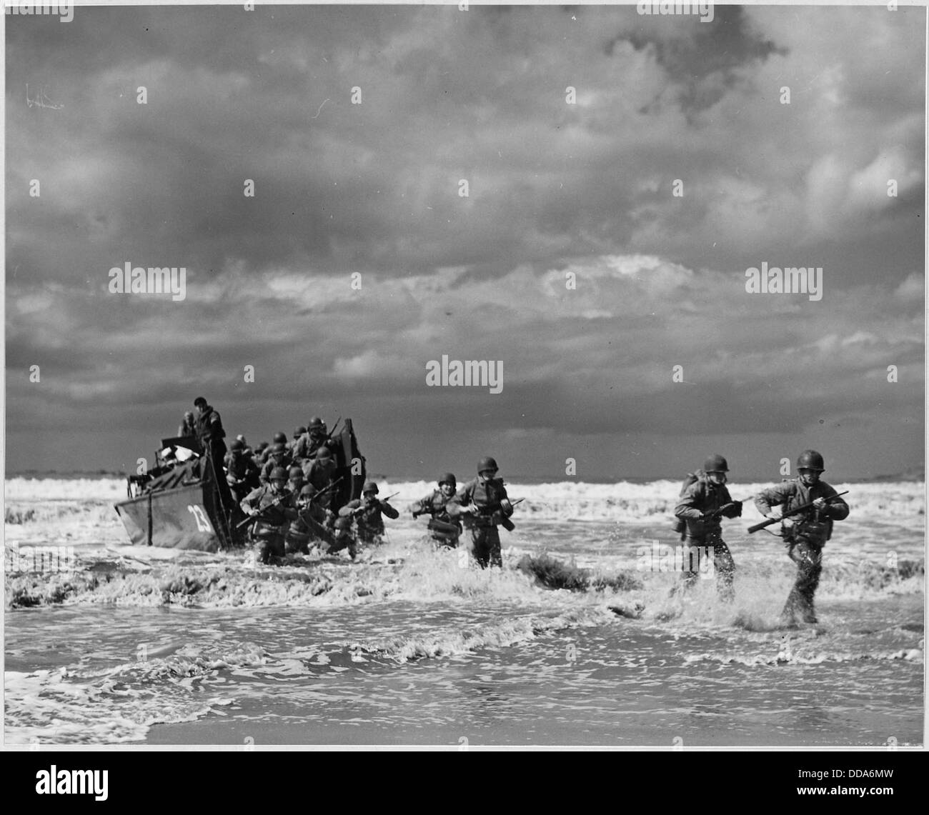 Military combat skills Black and White Stock Photos & Images - Alamy